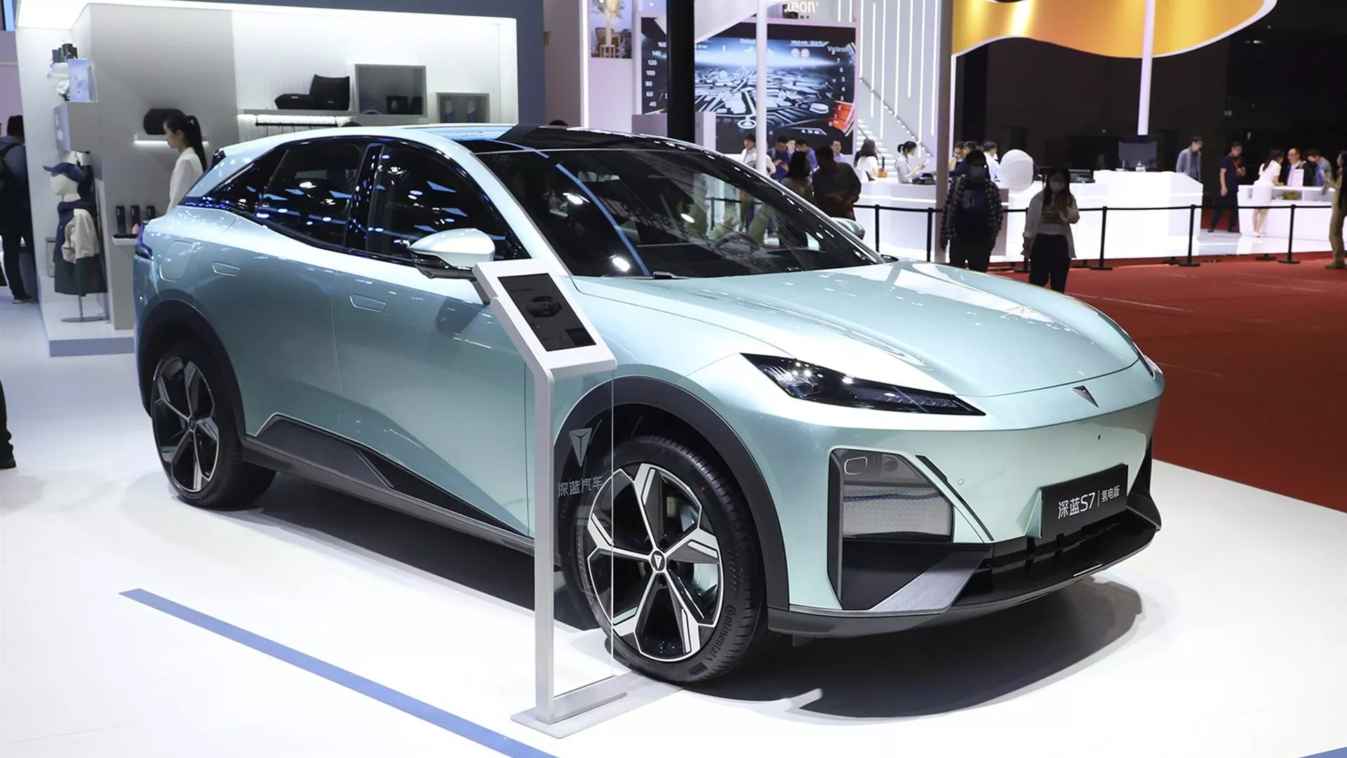 新车上市，长安深蓝S7中型SUV，起售14.99万 - 66分享网